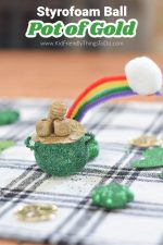 St. Patrick's Day Pot Of Gold & Rainbow Craft | Kid Friendly Things To Do
