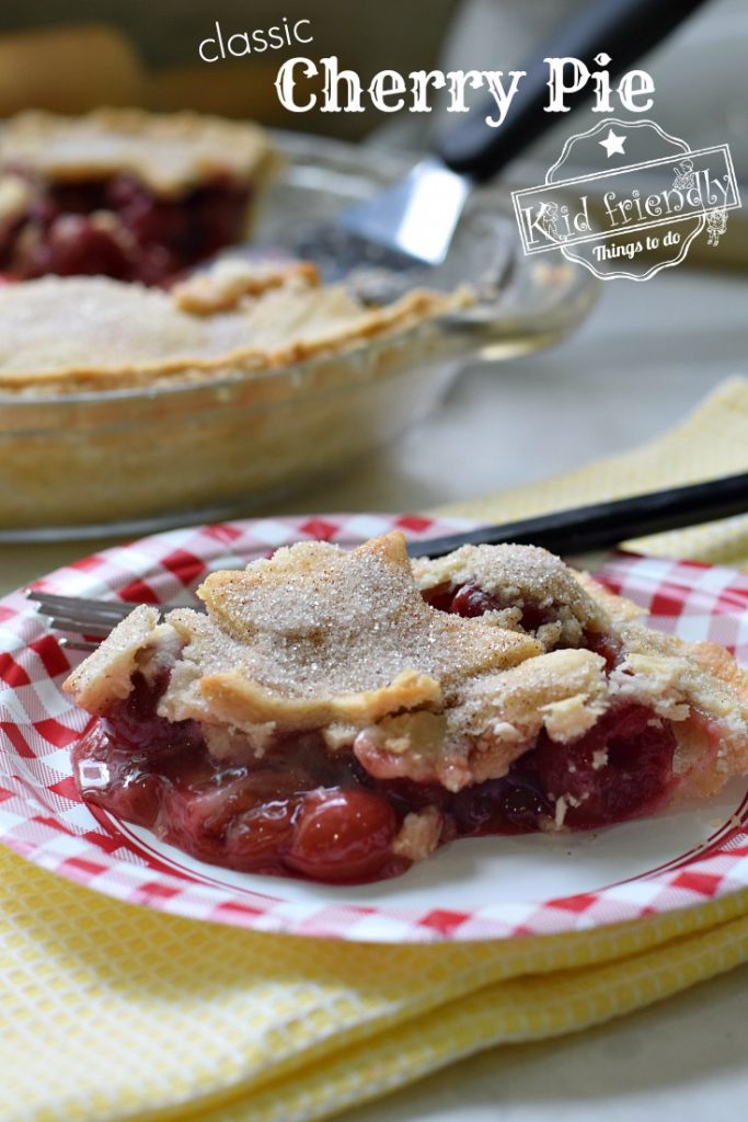 Mom's Classic Fresh Cherry Pie Recipe