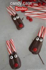 Chocolate Candy Cane Reindeer Treats - Kid Friendly Things to Do