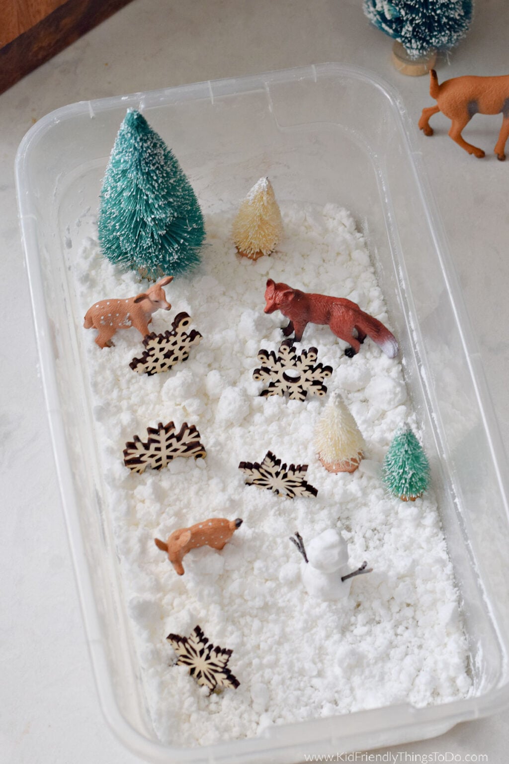 Fake Snow Sensory Play (Shaving Cream Snow Recipe for Kids) - Kid ...