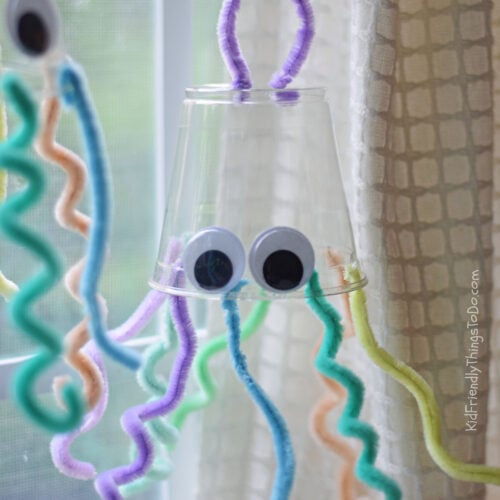 Jellyfish Craft for Kids (Easy Ocean Craft with Plastic Cups)